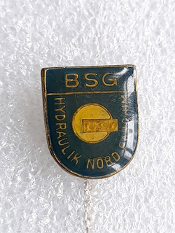 BSG Hydraulik Nord Parchim badge (East Germany, epoxy) | Badges \ Germany