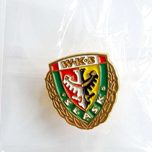 WKS Slask Wroclaw with gilded wreath (official produkt) | Badges \ Poland
